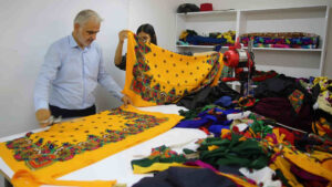 Mesopotamia’s traditional clothes come to life again - Textilegence